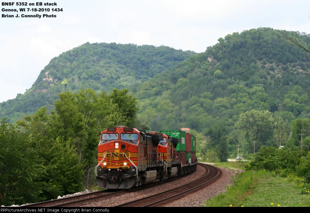 BNSF 5352